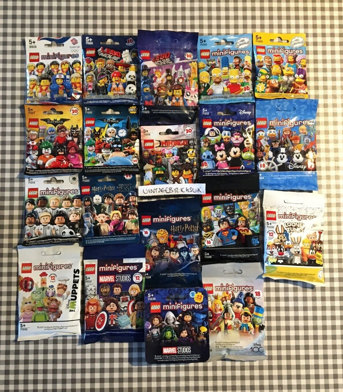LEGO Minifigures unopened sealed mystery blind bag box choose pick ...