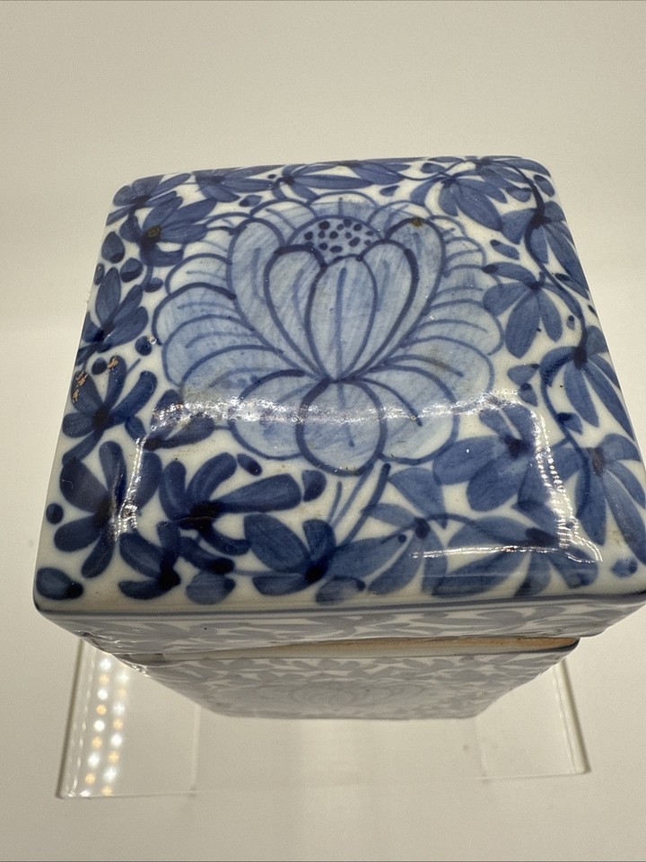 Vintage Chinoiserie Blue & White Floral Tea Ginger Keeper Square Jar ...