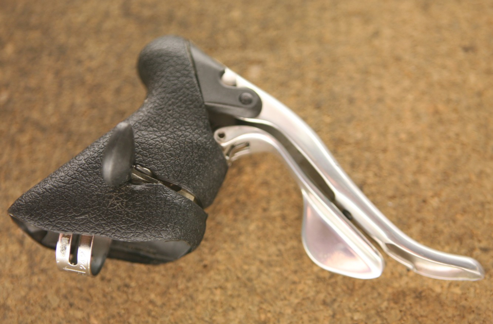 Vintage MINT Campagnolo Chorus Carbon 10 speed brake shifters lever ...