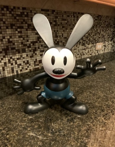 Disney Big Fig Medium Figurine Oswald The Lucky Rabbit | eBay