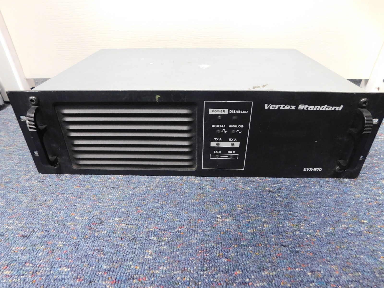 Motorola Vertex EVX-R70-G6 UHF 40W 403-470mhz DMR Mixed mode Digital ...