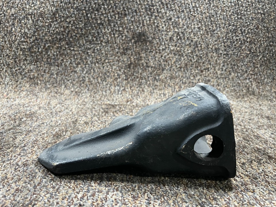 GENUINE OEM John Deere TK Chisel Bucket Tooth TK400CH 400 Series For ...