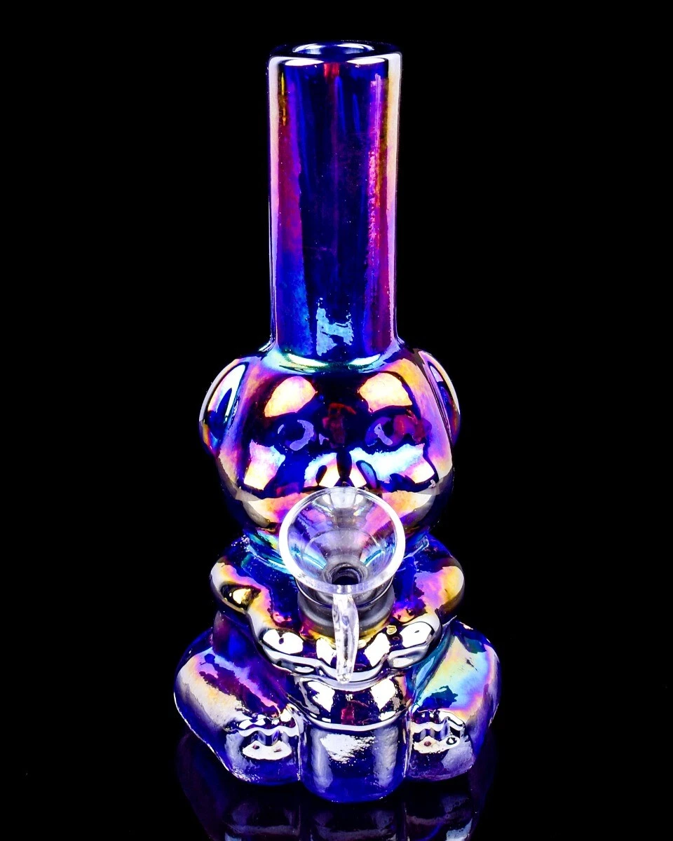 Cute Pipes And Bongs