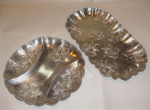 Pair of Matching Aluminum Serving Trays - 12 1/2" x 7" Rectangular & 9 ...