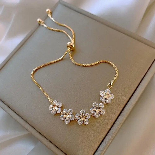 Elegant Rhinestone Flower Push-pull Bracelet Light Luxury Charm Bracelet Gif _K8 | eBay