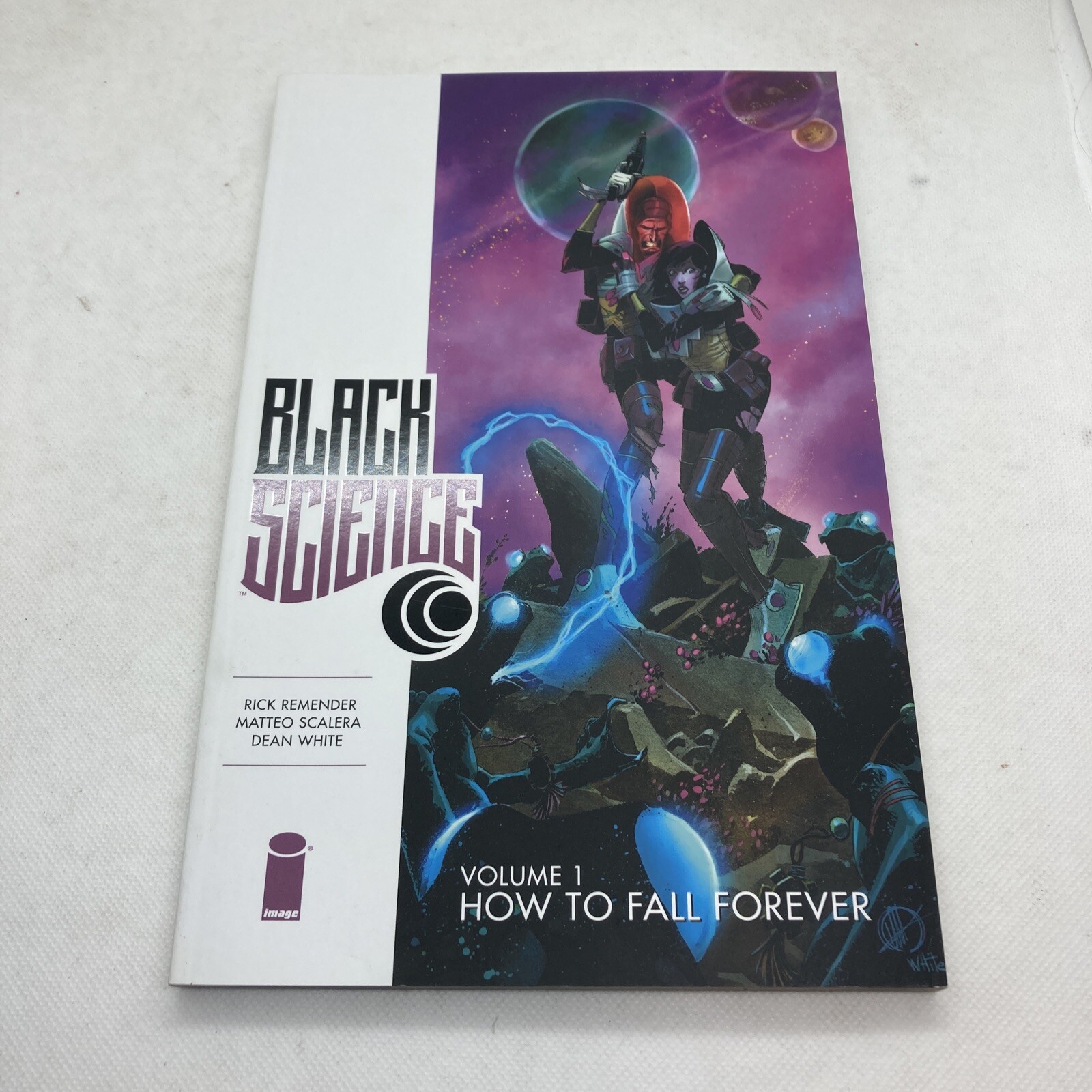 Black Science Vol 1 How to Fall Forever by Rick Remender (2014, Trade ...