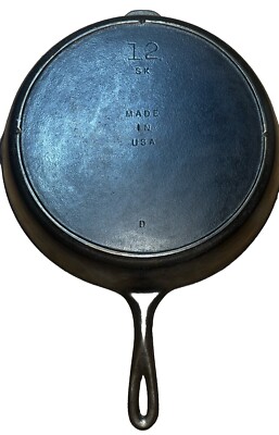 Lodge 3 Notch Cast Iron Skillet No 12 SK - D made in U.S.A VTG Unmarked ...