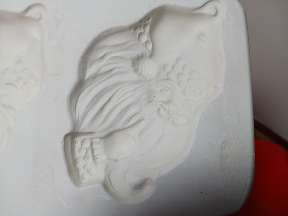 LEFAUVE CERAMIC FLAT MOLD - CASTS 2 SANTA CHRISTMAS ORNAMENTS AT ONE ...