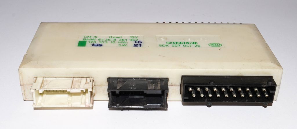 BMW E38 E39 GM III Low Body Control Module BCM 8381962 HELLA 5DK007047 ...