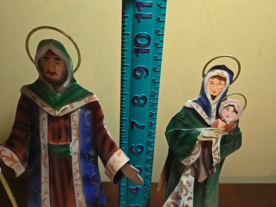 Modern Metal Holy Family Nativity 10" Mary Joseph Jesus 3 Angels ...