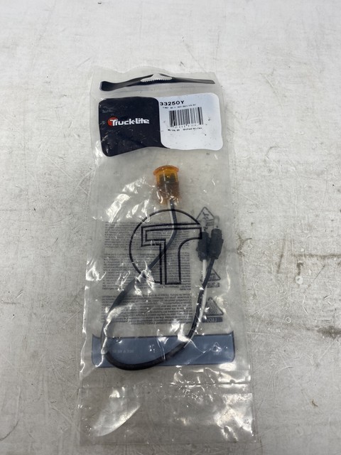 Truck-Lite 33 Series Round LED Marker Clearance Light Kit 33050Y for ...