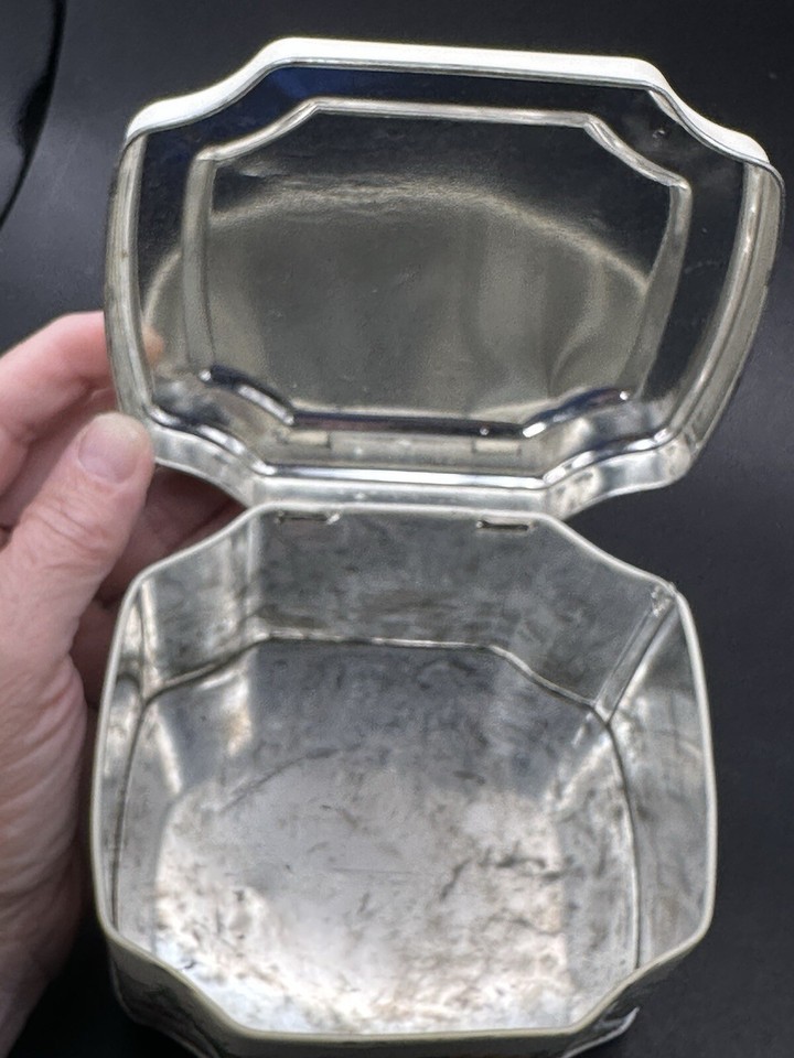 Vintage Seashell Beach Metal Container Made In England Tin Hinged Box ...