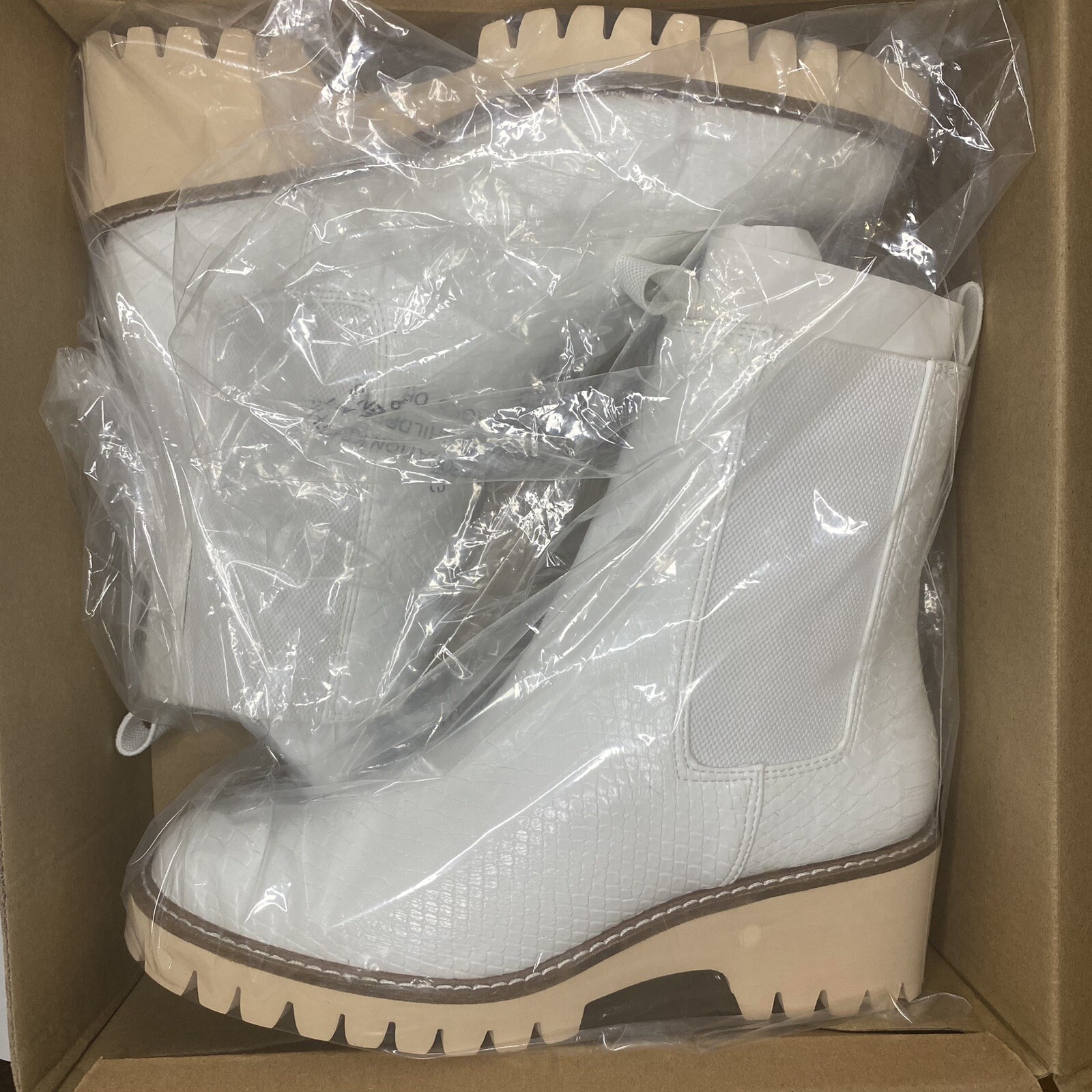 Women%27s+Coconuts+By+Matisse+Chase+Boot+CHASE-WHITE+White+Snakeskin ...
