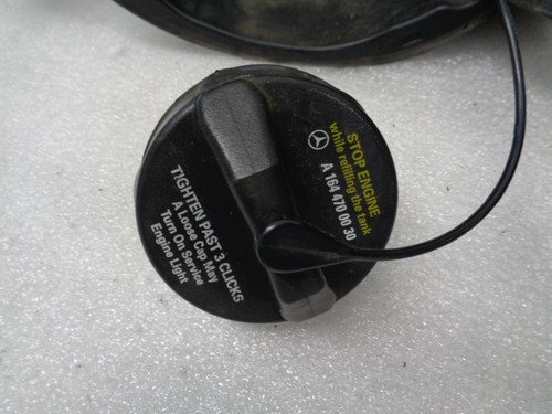06-10 Mercedes R350 W251 Fuel Diesel Door Cover Filler A2516300167 OEM ...