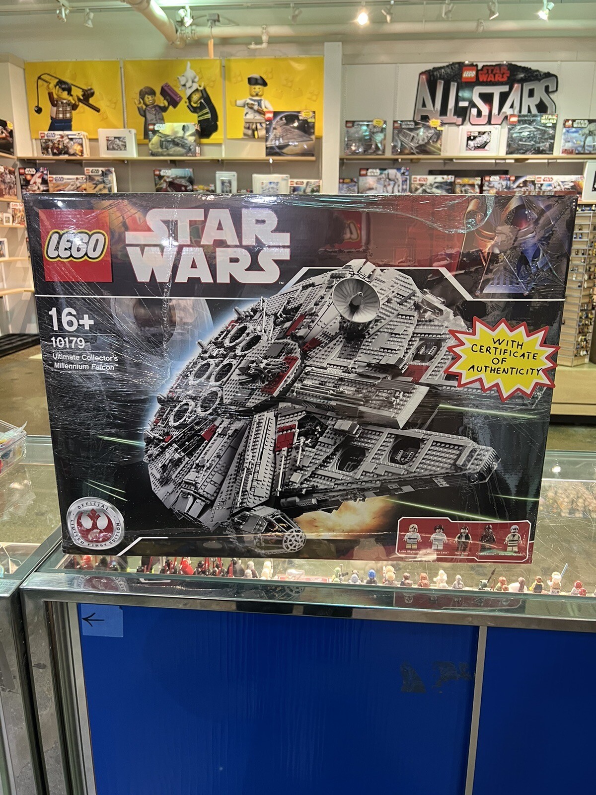 Lego - 10179 - Ultimate Collector's Millennium Falcon Limited First ...
