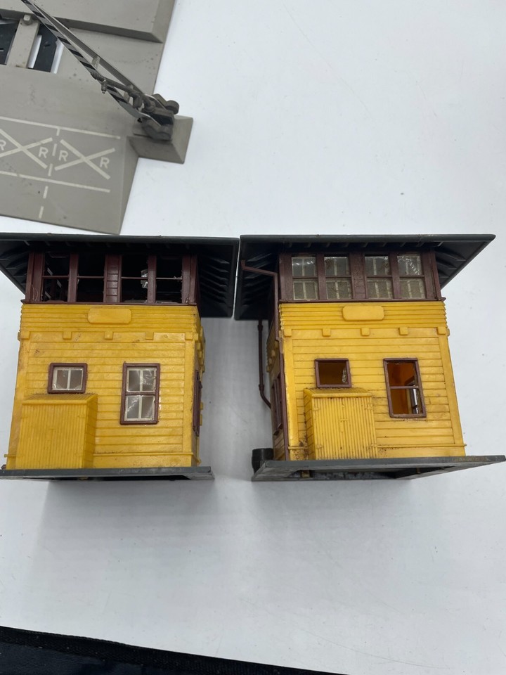 Vintage 1950's Revell HO Scale Station Buildings Water Tower Railroad ...