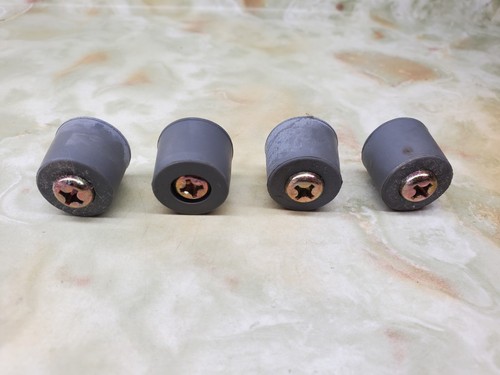 HITACHI BREAD MACHINE HB-B101/B102/B201/B301 RUBBER FEET **GENUINE PART ...