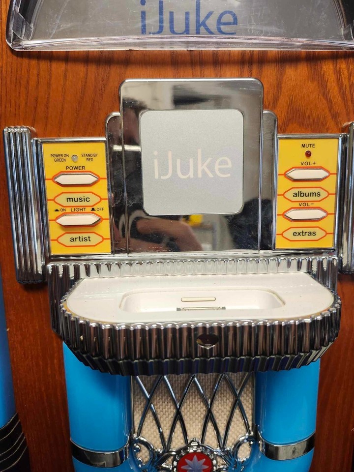 Crosley iJUKE Jukebox Apple iPod CR1701A With Remote | eBay