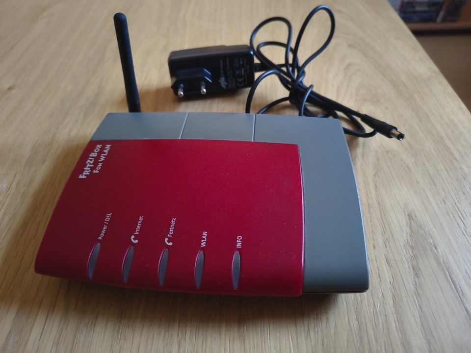 AVM FRITZ Box Fon WLAN 7170 SL Geht noch Einwandfrei wie Neu | eBay.de