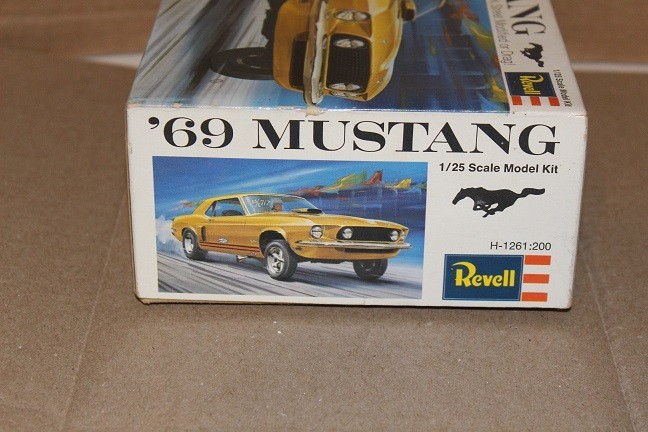 Revell 1969 Mustang Model Kit H-1261 1:25 Complete/Unbuilt Open Box | eBay