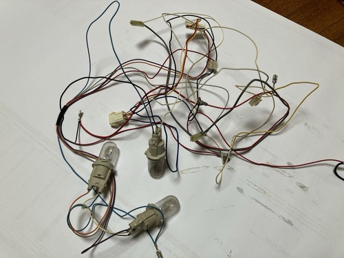 OEM FRIGIDAIRE GALLERY MICROWAVE DOUBLE BOTTOM LIGHT / LAMP FROM ...