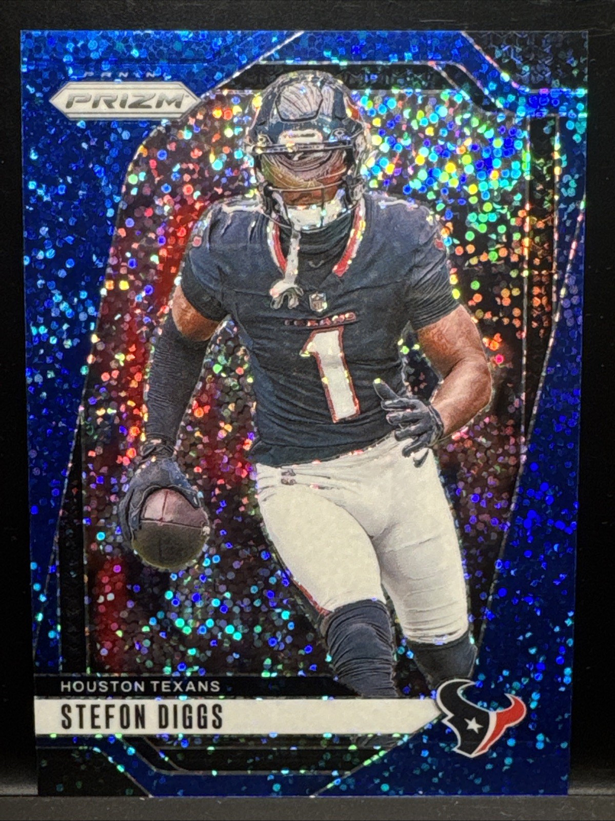Stefon Diggs 2024 Prizm #114 Blue Sparkle /96 Price Guide - Sports Card ...