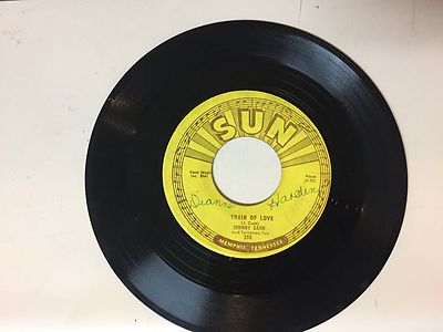 COUNTRY 45 RPM RECORD - JOHNNY CASH - SUN 258 | eBay