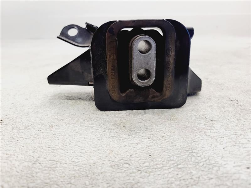 2017 - 2020 Hyundai Elantra 2.0L Automatic Transmission Mount 21830 ...