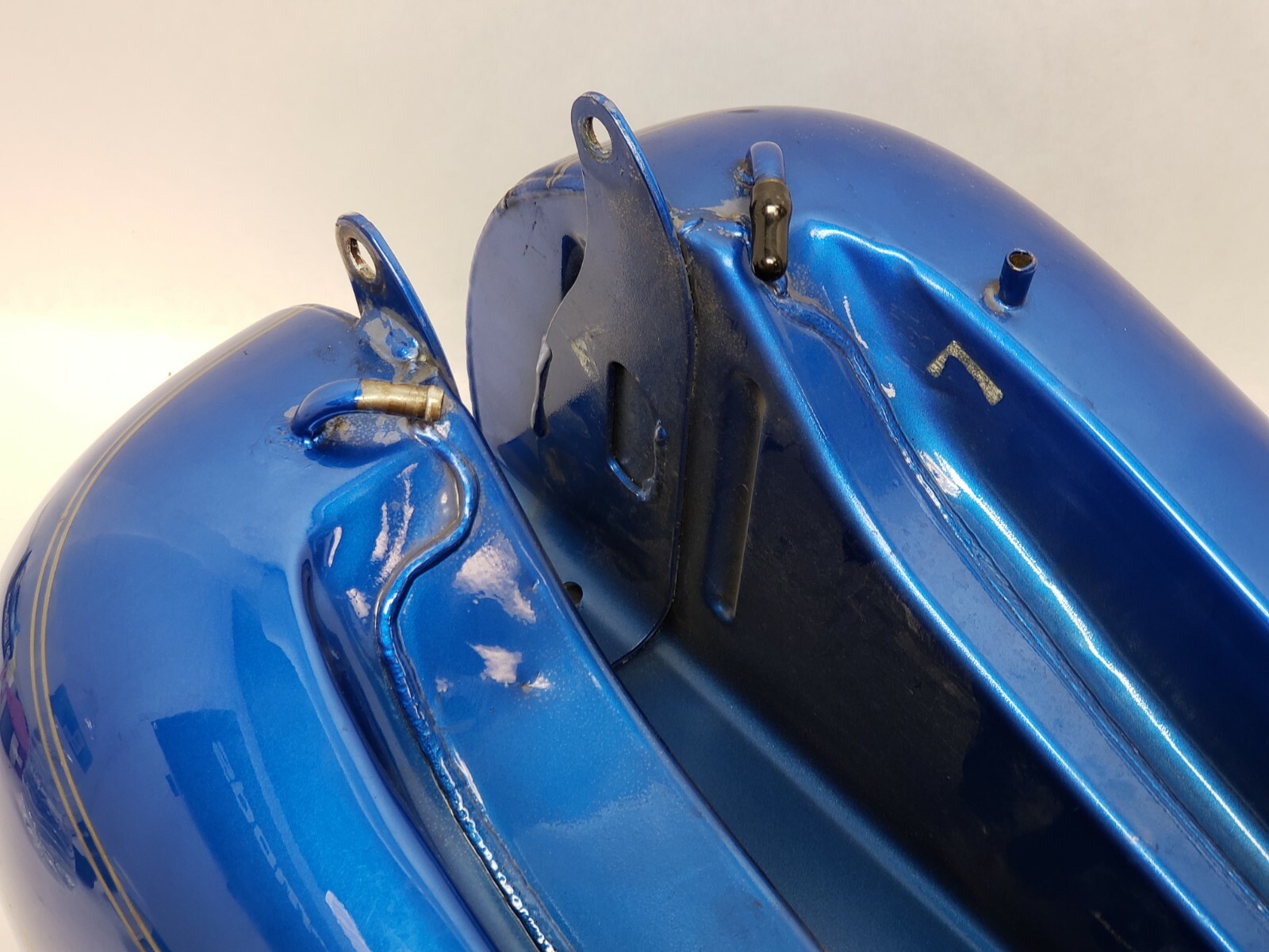 Harley Davidson Softail Duce Gas Tank DAMAGED Carbonated | eBay