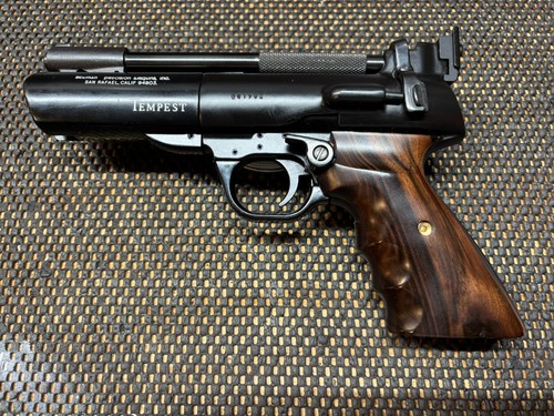 BEEMAN Tempest Air Pistol 177 cal. Hand Made in England. Fully ...