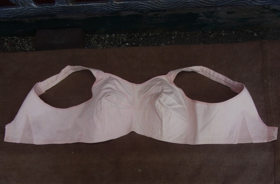 Antique Vintage 1930-40's Women's Peach Pink Denim Bustier Bullet Bra ...