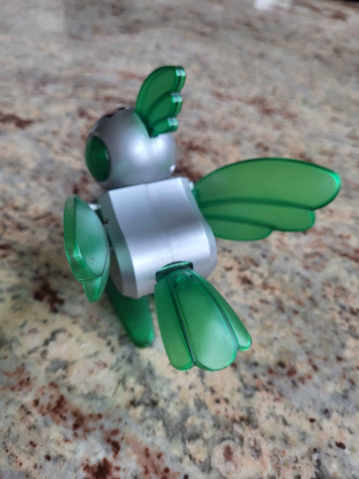 Chirpy-chi Interactive Pet Bird Hasbro Tiger Electronics Works Robot ...