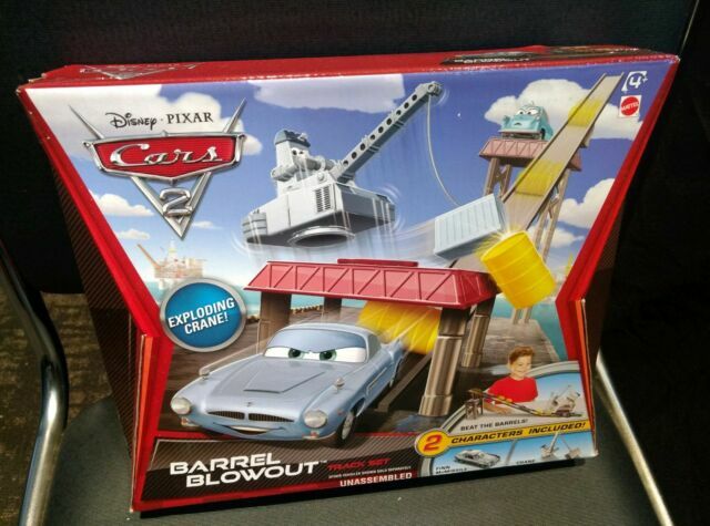 Disney Pixar Cars 2 Barrel BLOWOUT Track Set Finn McMissile & Crane Car ...