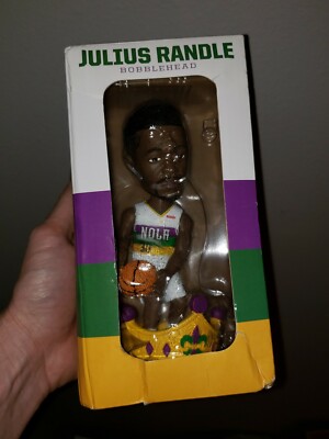 New Orleans Pelicans Mardi Gras jersey Julius Randle Bobblehead crown ...