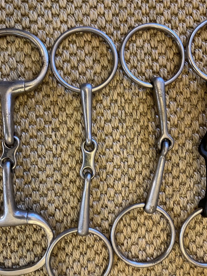 Bits - selection 5" - 5.5" snaffle, sweet iron, nickle, some with ...
