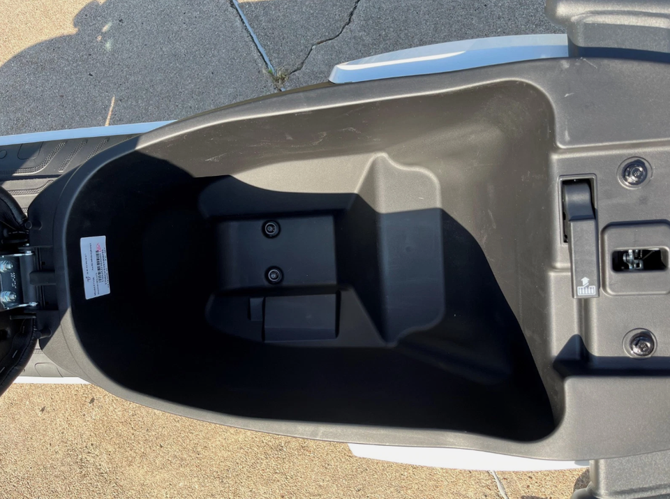 New Segway E110A e Moped Electric Scooter 30 MPH 48V 30AH 35 Miles ...