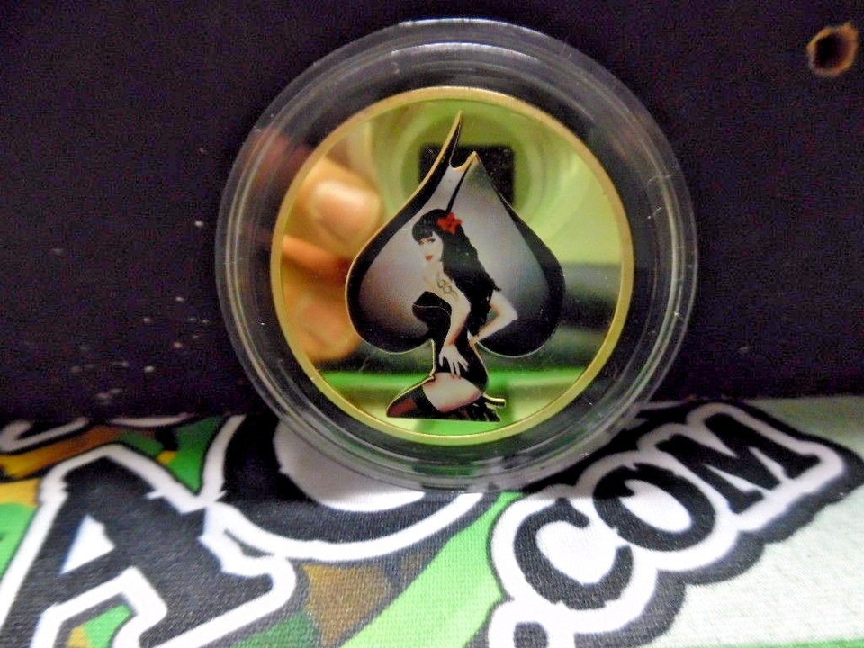 Queen of Hearts & Spades GOLD Poker *Card Guard, Protector* W/ with ...