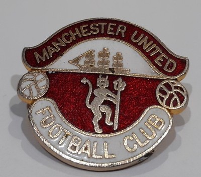 MANCHESTER UNITED F C VINTAGE RED DEVIL / CREST PIN BADGE MUFC, MAN UTD ...