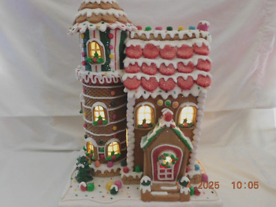 New Trimsetter Gingerbread House Castle Tower LED Lighted 19"x13"x9 ...