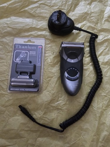 Remington Titanium MS-5200 Silver/Black Foil Head MicroScreen Cordless ...