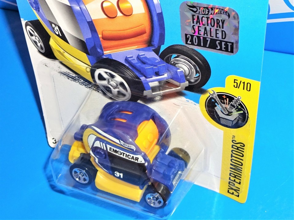 Hot Wheels New For 2017 Factory Set Experimotors #122 Emoticar Blue w ...