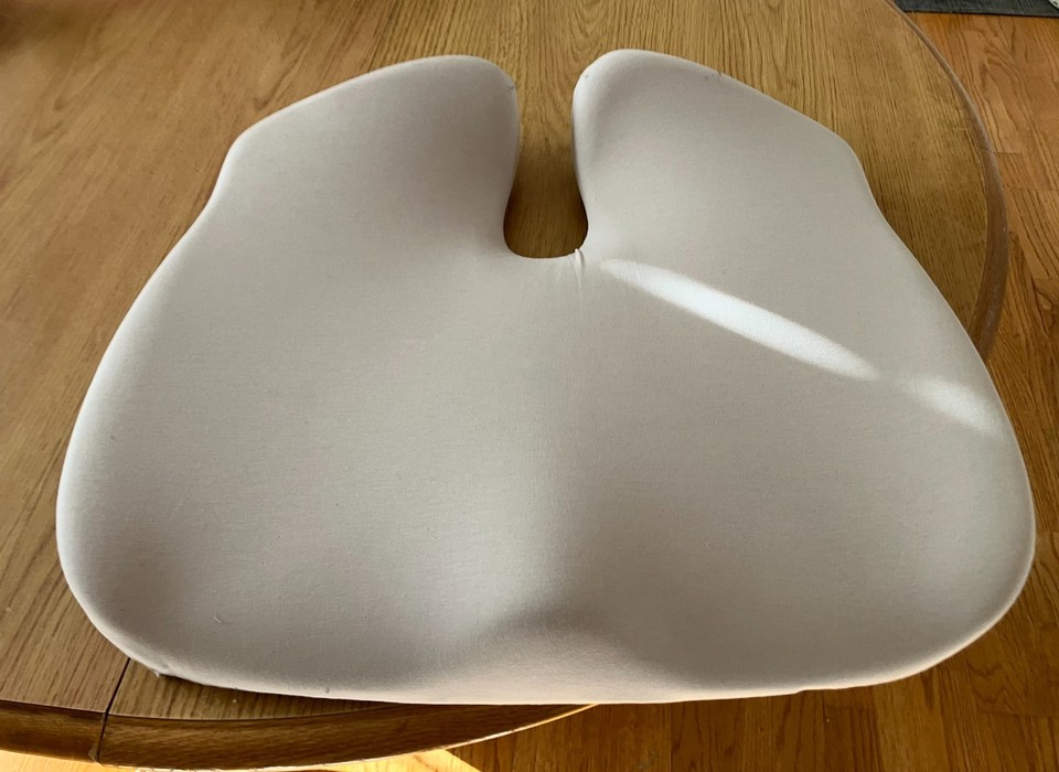 Cushion Lab Ergonomic Car Seat Cushion-only used once as it was too ...