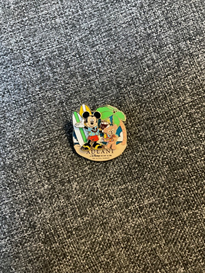 DISNEY AULANI RESORT MICKEY MOUSE AND DUFFY BEAR PIN | eBay UK