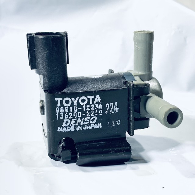 90910-12236 Toyota Valve Vacuum Switching 9091012236 Genuine OEM Part ...
