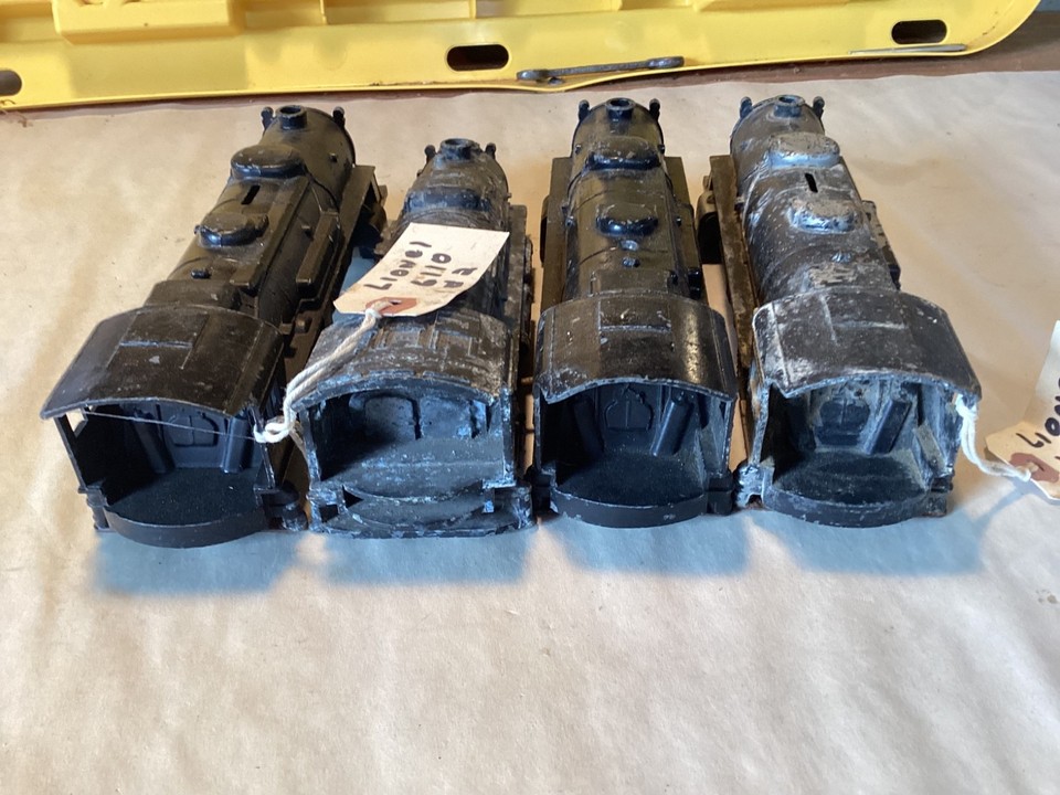 4 vintage Lionel diecast steam engine shells #6110 #2037 # #1110 #? Toy ...