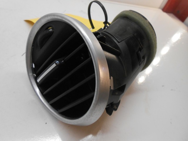 MERCEDES Right Side Dash Air Vent Black Blade 1648302454 Sd0022 for ...