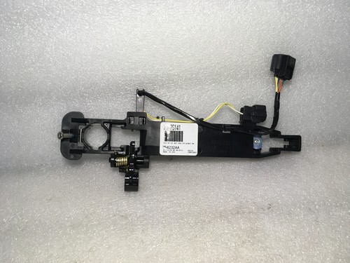 2009-2014 CTS FRONT PASSENGER DOOR OUTSIDE DOOR HANDLE BRACKET NEW GM ...