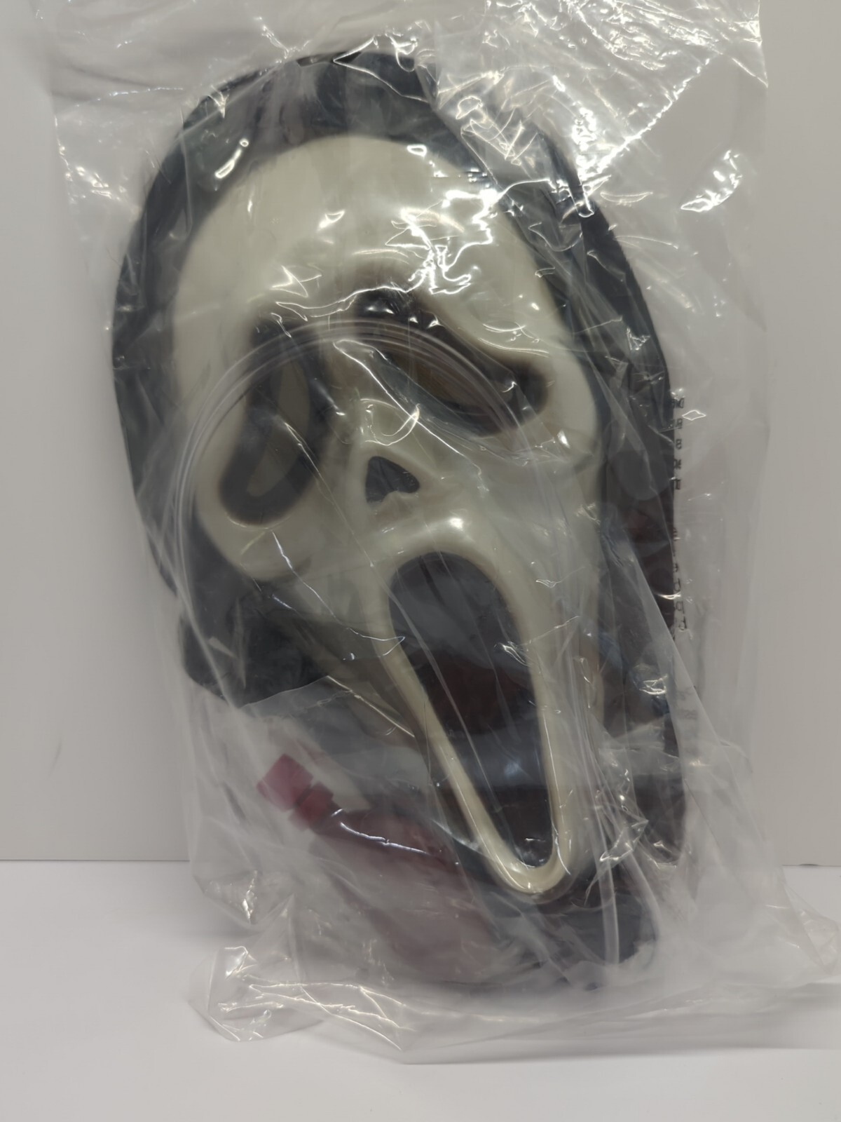 New! Fun World Scream Mask with Blood Heart Pump Ghost Face Bleeding ...