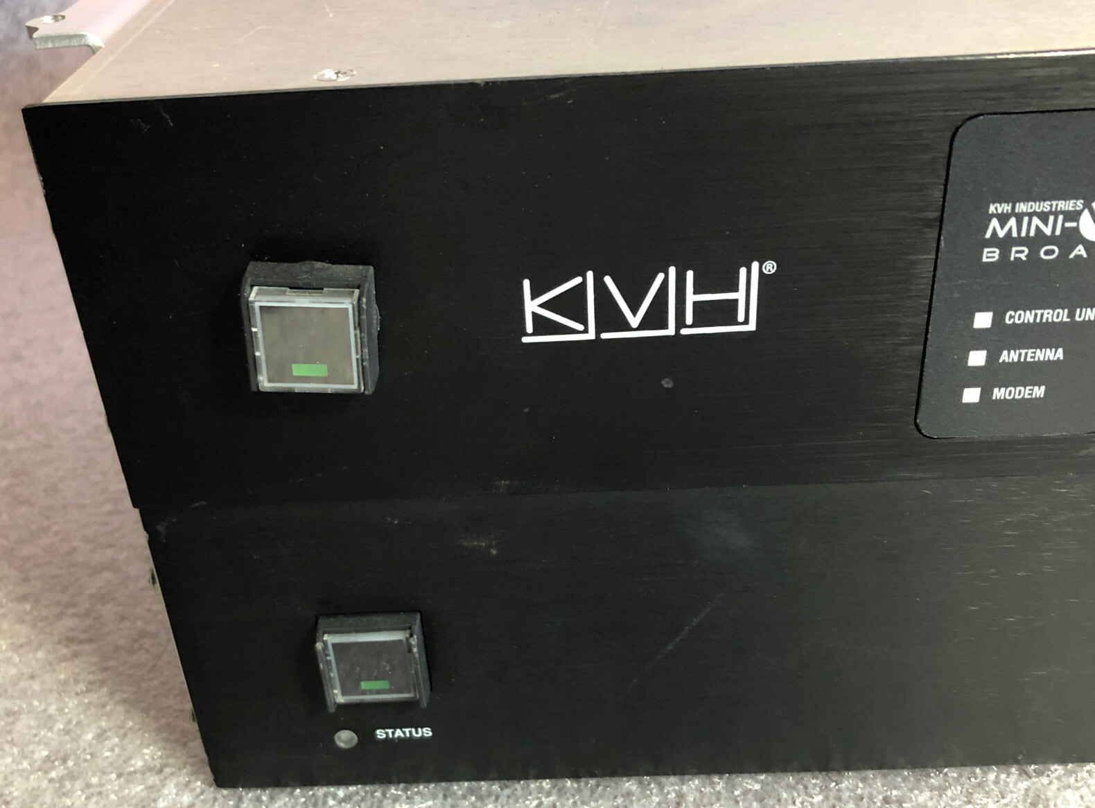 KVH Industries Mini-Vsat Broadband IMI AND VIASAT ARCLIGHT VMBR 1510 ...