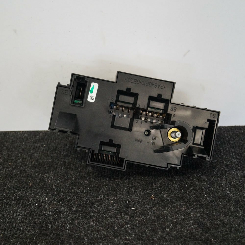 MERCEDES-BENZ S-CLASS W222 Engine Bay Fuse Box A2229063202 2014 | eBay UK